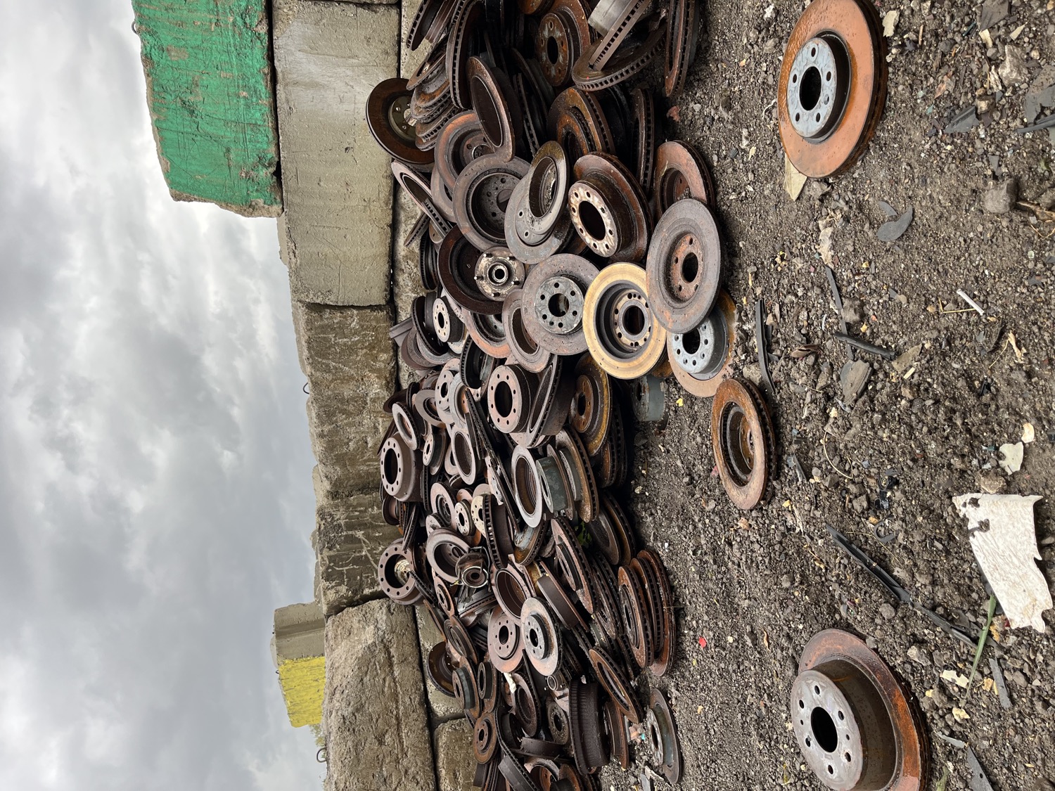 What We Buy/Sell | Skyway Auto Parts - Scrap Metal and Used Auto Parts